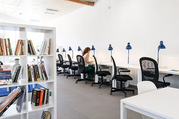 StudyHub - първо споделено пространство за учене в София