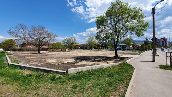 Разчистиха терен за спортни площадки в Горубляне